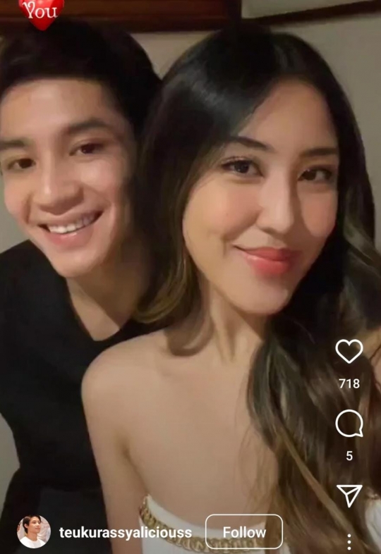 Umbar Kemesraan, ini Potret Teuku Rassya Anak Tamara Bleszynski & Kekasih