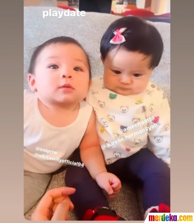 Foto : Potret Ameena dan Baby Izz Anak Nikita Willy Playdate, Duuh Gemas Banget! | merdeka.com