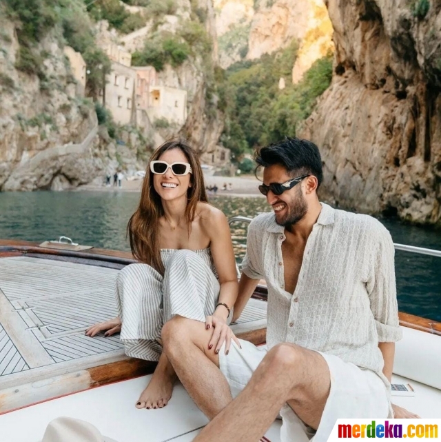 Foto : Potret Wulan Guritno & Pacar Liburan di Luar Negeri, Mesra ...