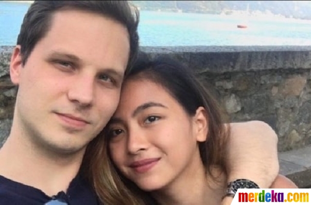 Foto : Kini Tinggal di Eropa, Intip Potret Nadia Vega dan Suami yang ...