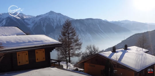 Intip Keindahan Desa Albinen di Swiss, Pemandangan Cantik Penduduknya ...