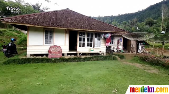 Foto : Potret Rumah Panggung Sederhana, Viewnya Langsung Menghadap ...