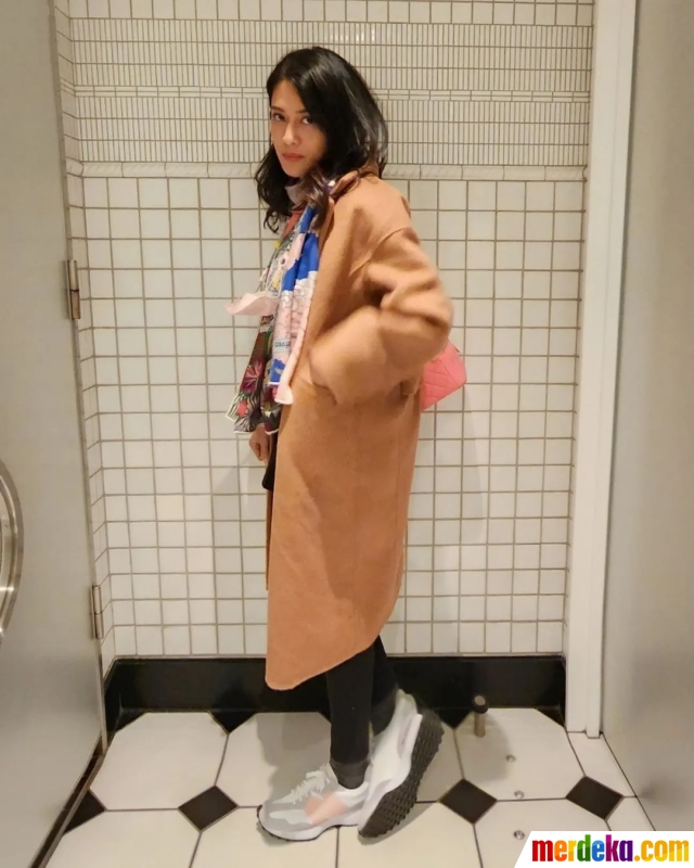 Foto : Menginjak Usia 40, Ini Deretan Foto Dian Sastro yang Dipuji Masih Terlihat Awet Muda ...