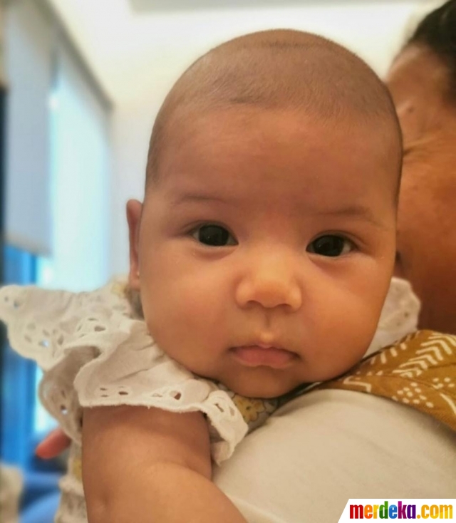 Foto : 5 Potret Baby Nae Anak Adipati Dolken, Lucu dan Gemas Banget ...