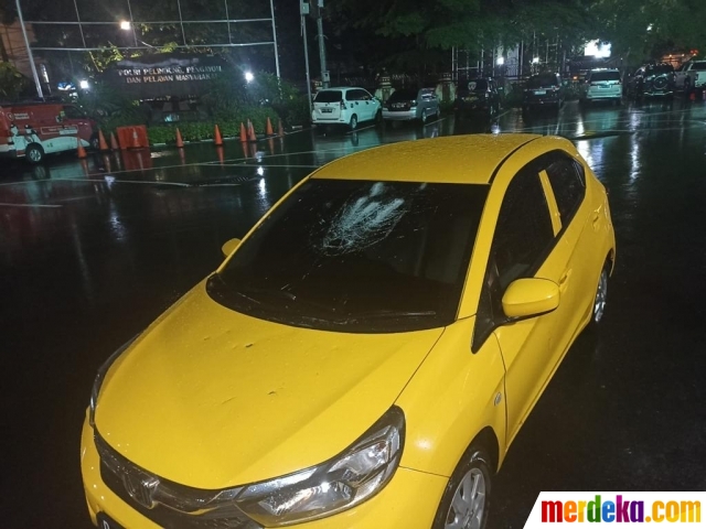 Foto : Fortuner Arogan Vs Brio: Penampakan 2 Mobil, Barang Bukti ...