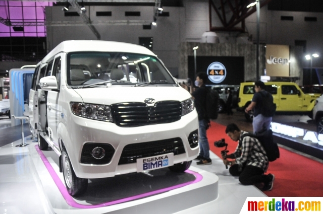 Foto : Penampakan Mobil Listrik Esemka Jadi Sorotan di IIMS 2023 ...