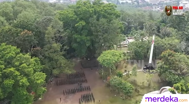 Foto : Melihat Puncak Gunung Tidar Tempat Taruna Akmil Digembleng jadi TNI Sejati | merdeka.com