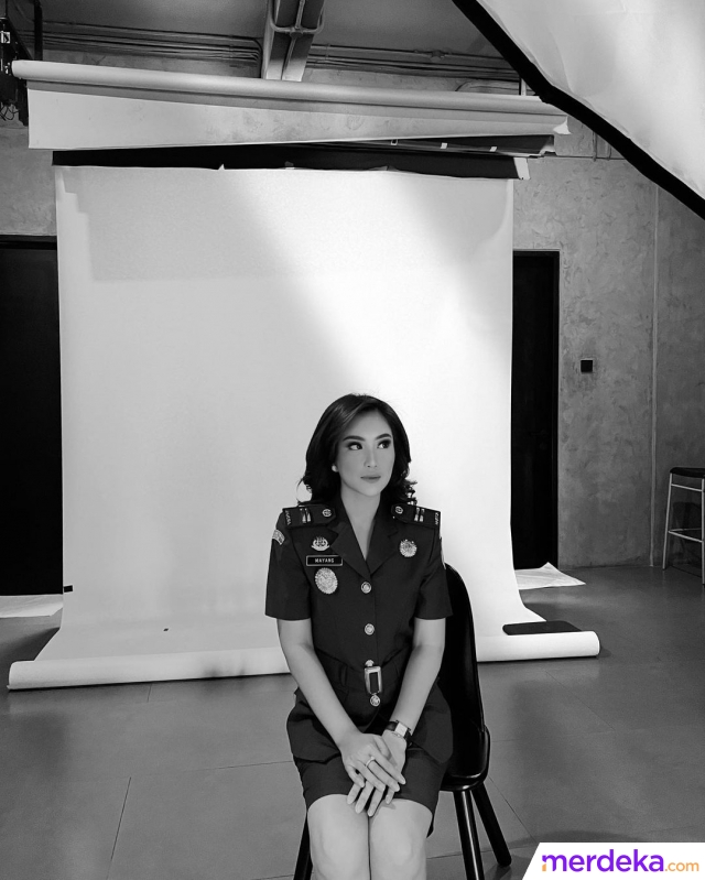 Foto : Sosok Jaksa Cantik Jago Tembak Curi Perhatian, Ternyata Bukan Orang Sembarangan | merdeka.com