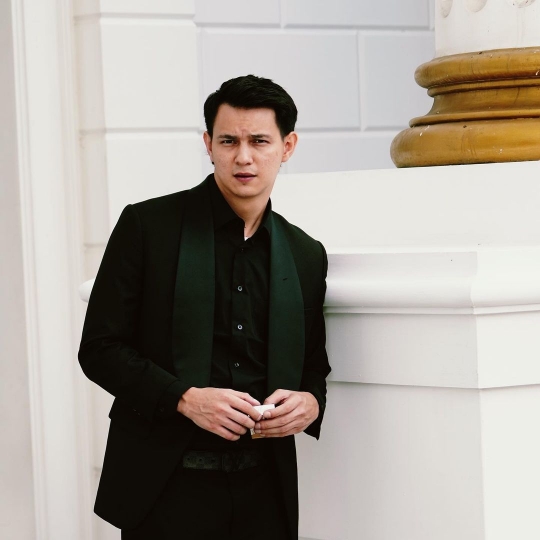 10 Artis Ganteng Indonesia yang Ternyata Memiliki Darah Jerman