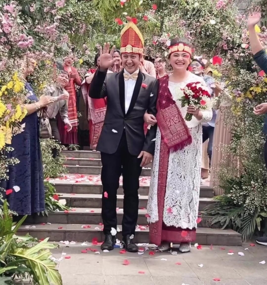 Foto : Potret Marshanda Sibuk Lakukan Persiapan Pernikahan, Simak ...