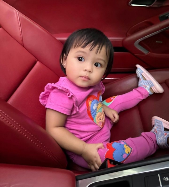 Foto : Akan jadi Kakak, ini 7 Potret Terbaru Ameena yang Kini Menginjak ...