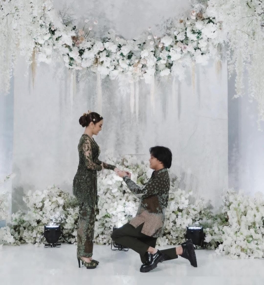 7 Potret Mahalini & Rizky Febian di Acara Lamaran, Selalu Mesra dan ...