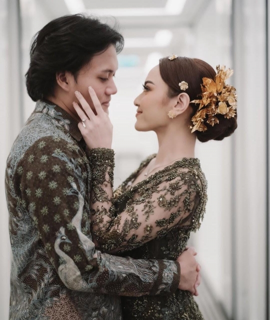 7 Potret Mahalini & Rizky Febian di Acara Lamaran, Selalu Mesra dan ...