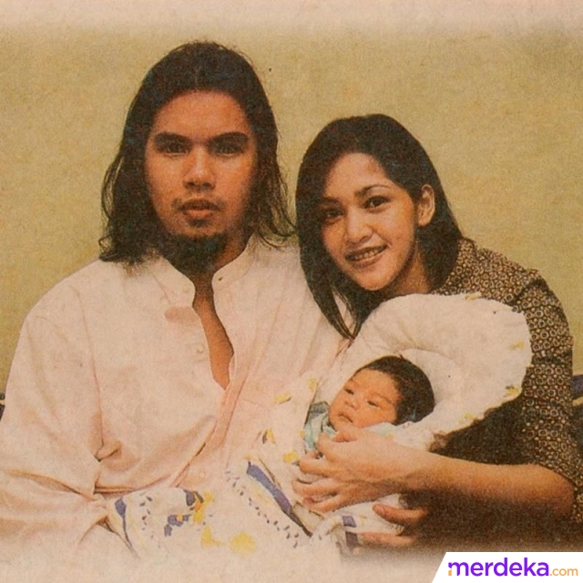 Foto : Ganteng sejak Kecil, Intip Transformasi El Rumi yang Kini Genap ...