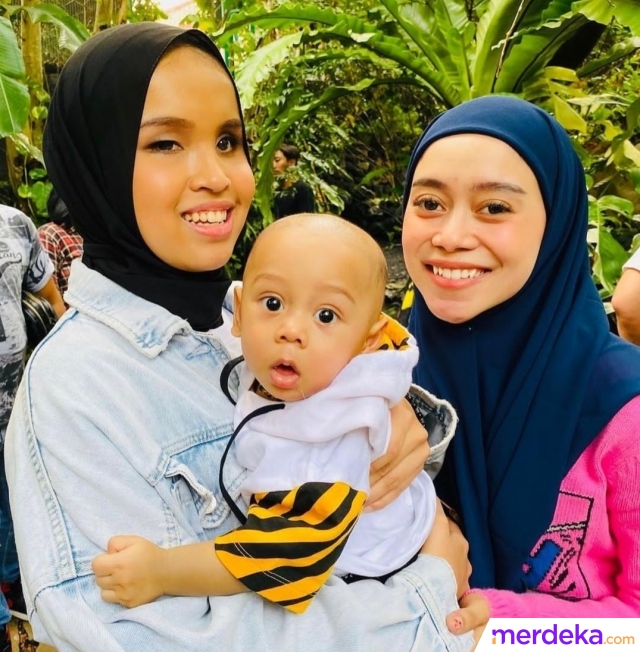 Foto : 6 Potret Putri Ariani Bareng Seleb Tanah Air, Lesti Kejora ... Foto : 6 Potret Putri Ariani Bareng Seleb Tanah Air, Lesti Kejora ...
