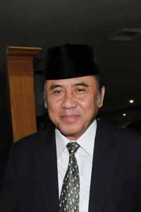 Prijanto - Alasan-alasan kepala daerah ingin mundur, bukan tersangkut ...