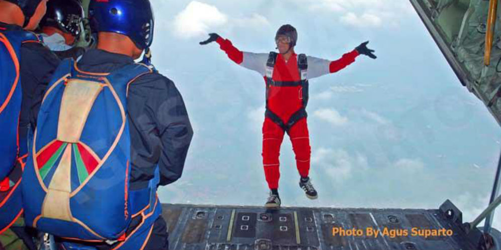 Rangkaian Foto Agus Suparto, Si Fotografer "Pengejar" Jonru