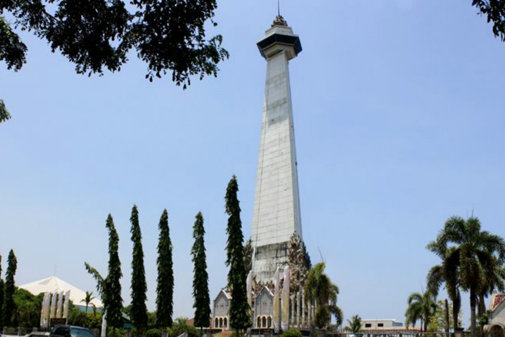 Makassar - Merdeka.com | Napak tilas monumen bersejarah di Makassar