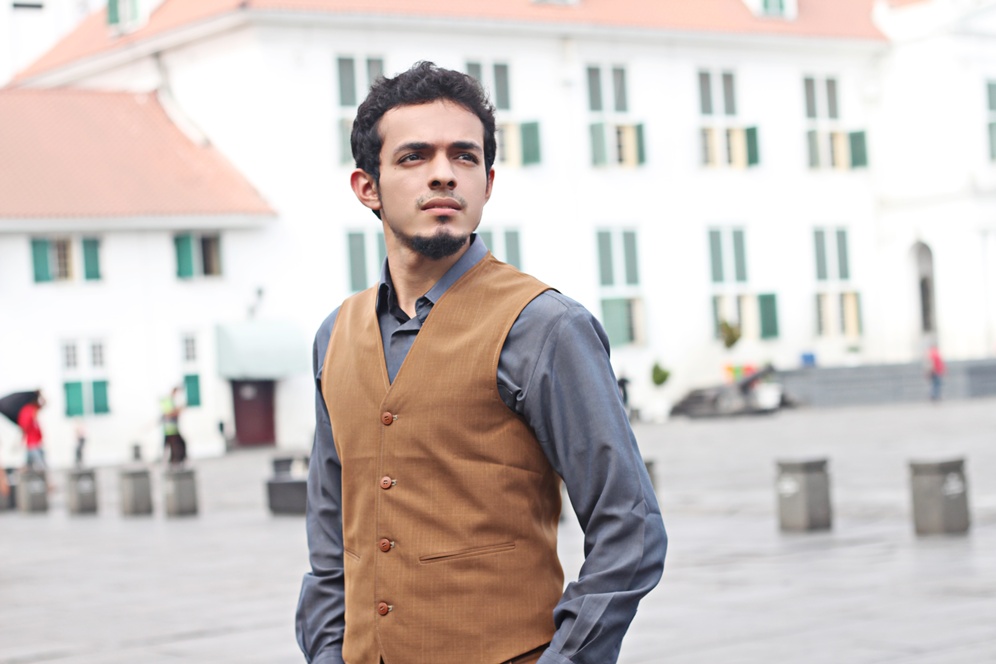 Malang - Merdeka.com | Gamal Albinsaid, muda mendunia dengan visi ...