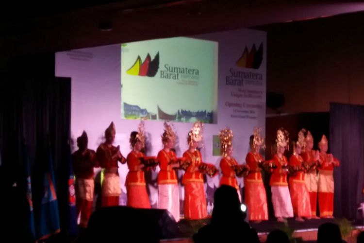 Bandung - Merdeka.com | Mau lihat budaya Sumatera Barat? Datang saja ke ...