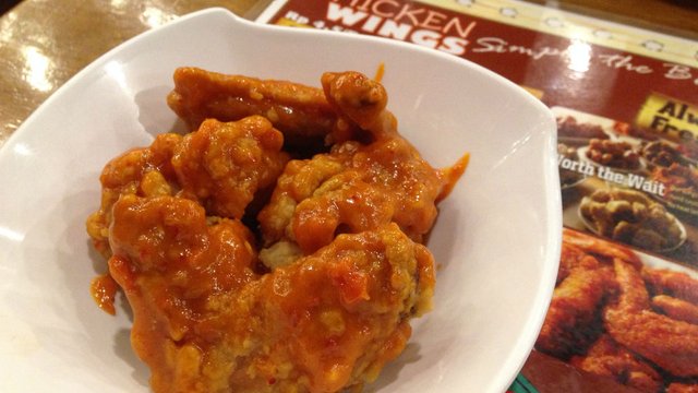 Aneka sayap ayam dari Wingz o Wingz ini lezat! | Berita Terkini, Kabar ...