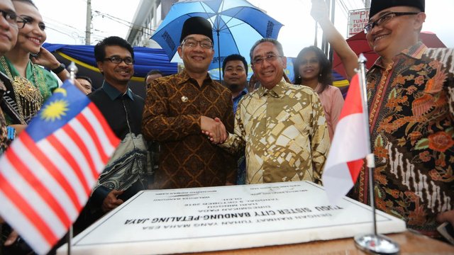 Kota Bandung dan Petaling Jaya resmikan tugu kerja sama sister city ... Kota Bandung dan Petaling Jaya resmikan tugu kerja sama sister city ...