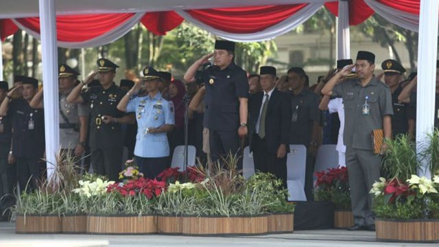 Ini pesan Pjs Wali Kota Bandung di upacara peringatan Hari Lahir Pancasila | Berita Terkini ...
