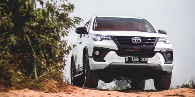 Toyota Fortuner Modifikasi Ceper | Zen Autocar