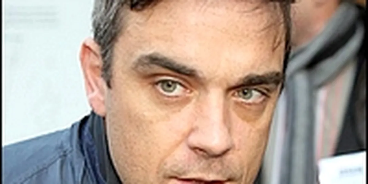 Robbie Williams Jadi Ambassador Organisasi Amal Untuk Anak - KapanLagi.com