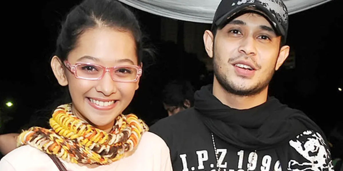 Poppy Bunga Sudah 4 Bulan Punya Pacar Baru - KapanLagi.com