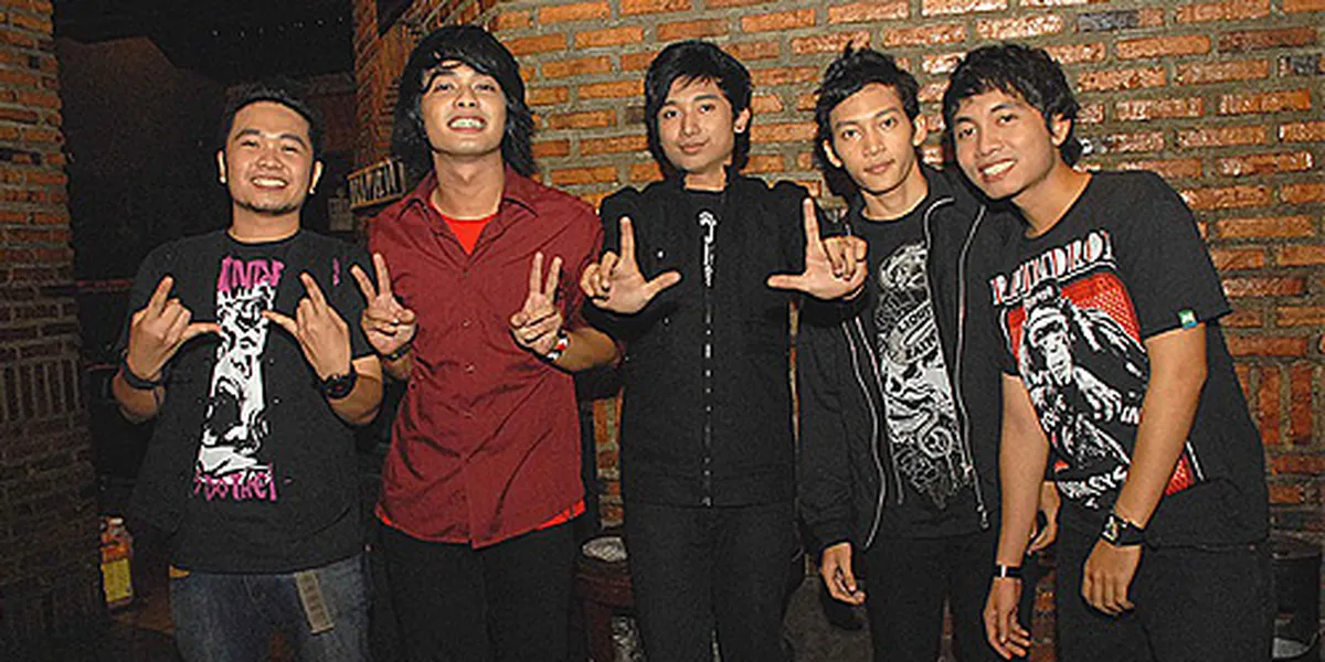 Kaisar Band Luncurkan Debut Album - KapanLagi.com