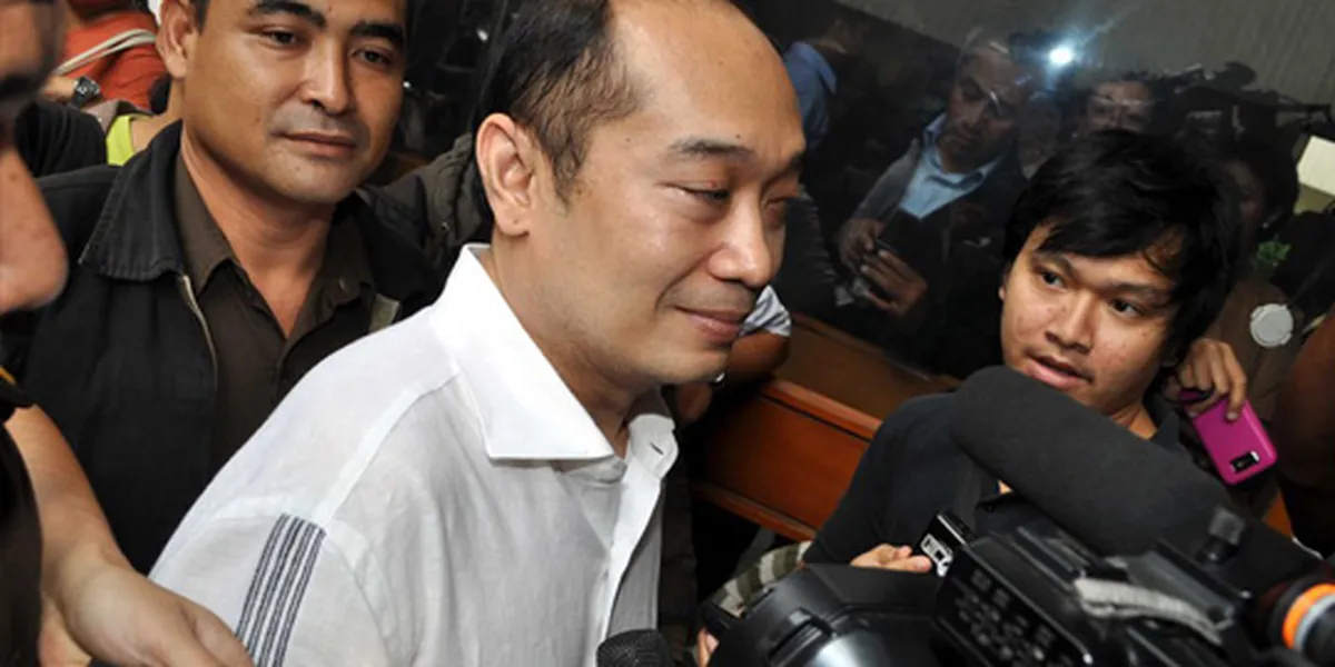 Adjie Notonegoro Tinggal Sebulan Jalankan Vonis - KapanLagi.com