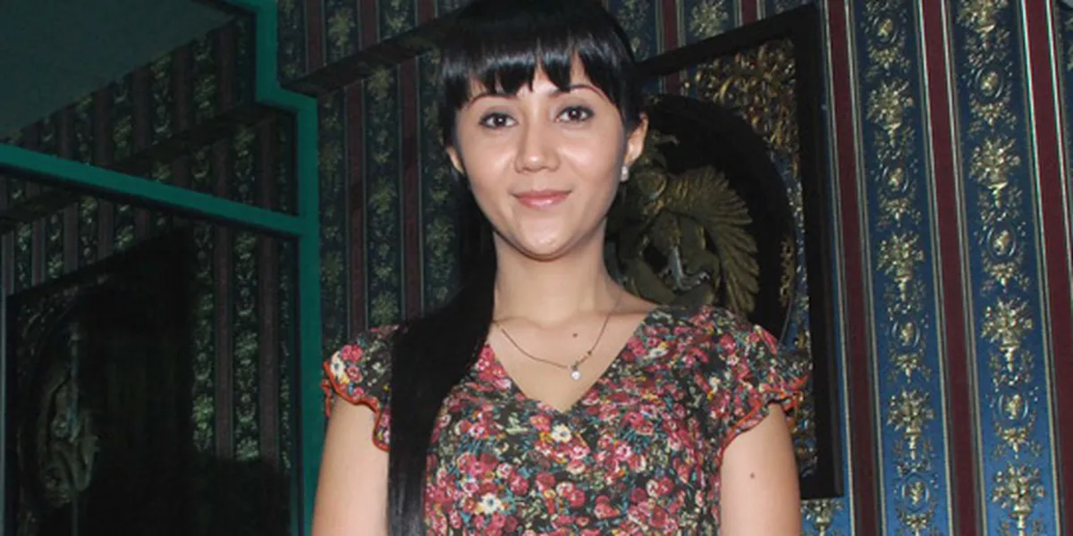 Aida Saskia, Main Film Untuk Refreshing - KapanLagi.com
