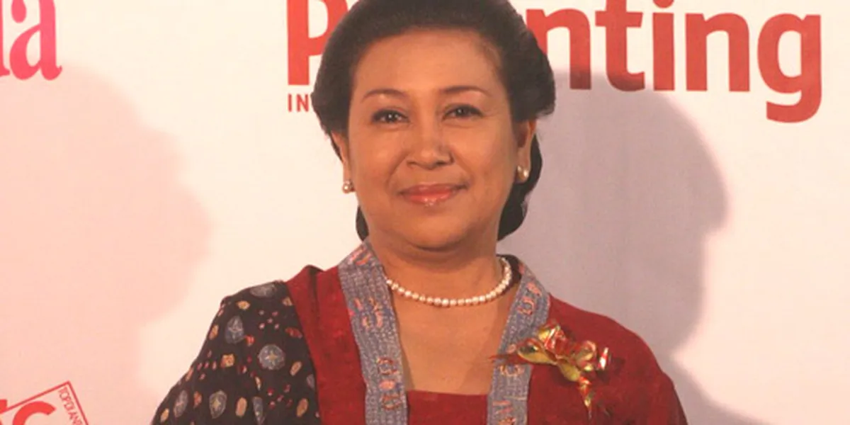 Ratna Riantiarno - Amak Baldjun Sering Sharing Soal Penyakit ...