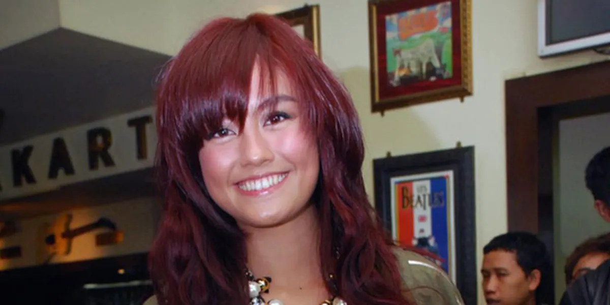 Album Baru Agnes Monica Terjual 750 Ribu Copy - KapanLagi.com