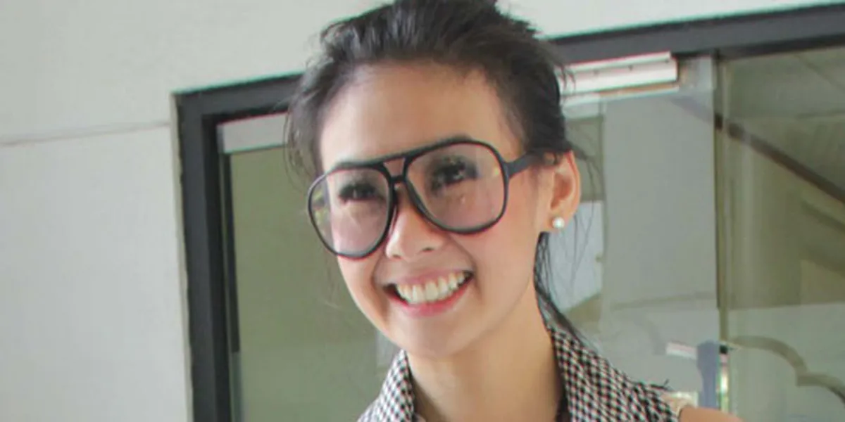 Sandra Angelia Ingin Punya Ciri Khas - KapanLagi.com