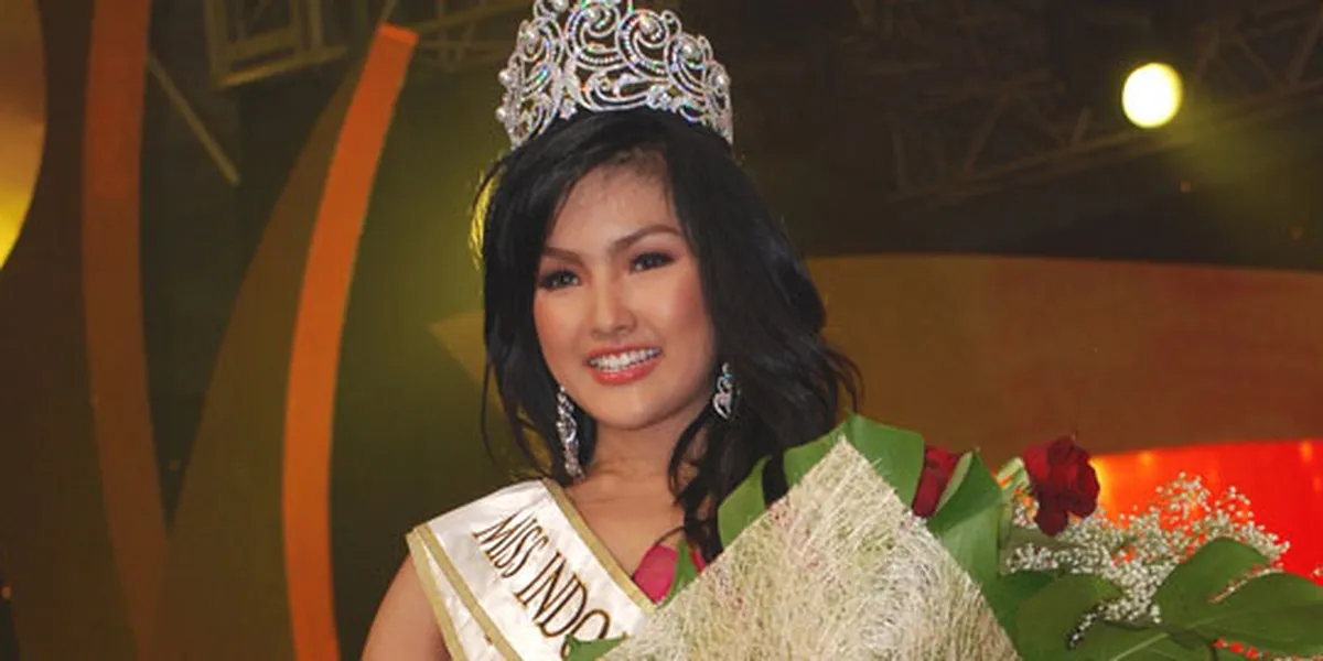 Astrid Ellena Besyukur Masuk 15 Besar Miss World 2011 - KapanLagi.com