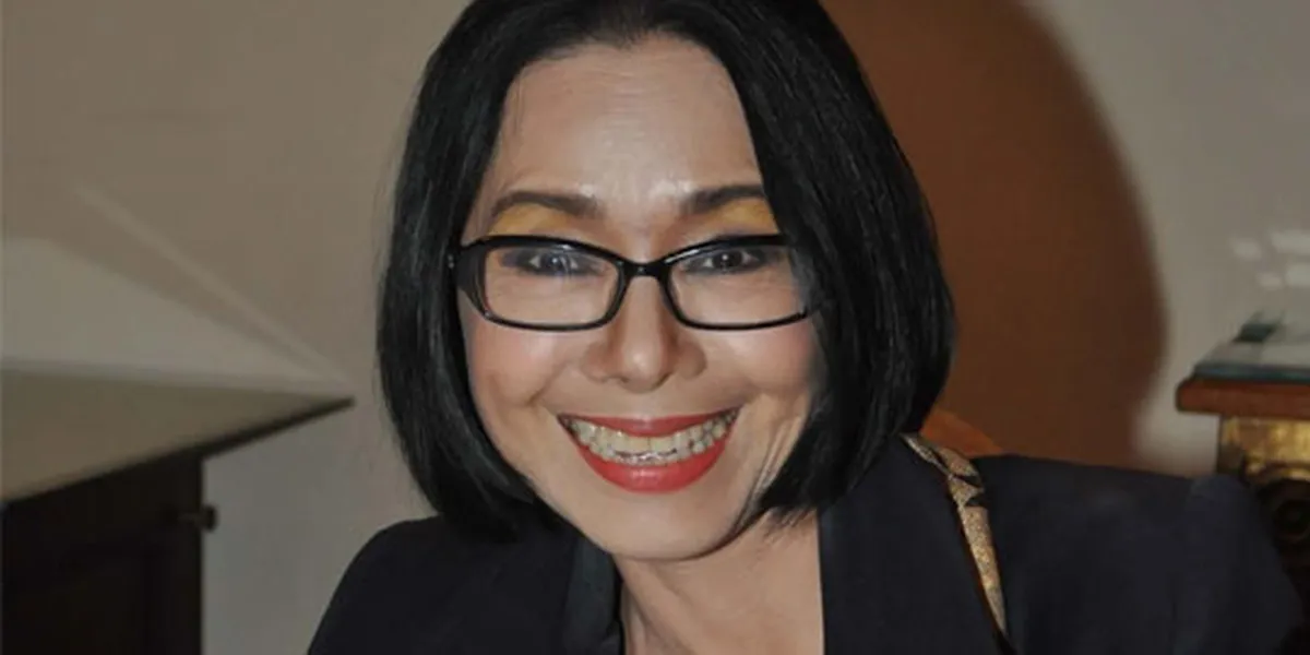 Adik Moerdiono: Harta Kakak Saya di Poppy Dharsono! - KapanLagi.com