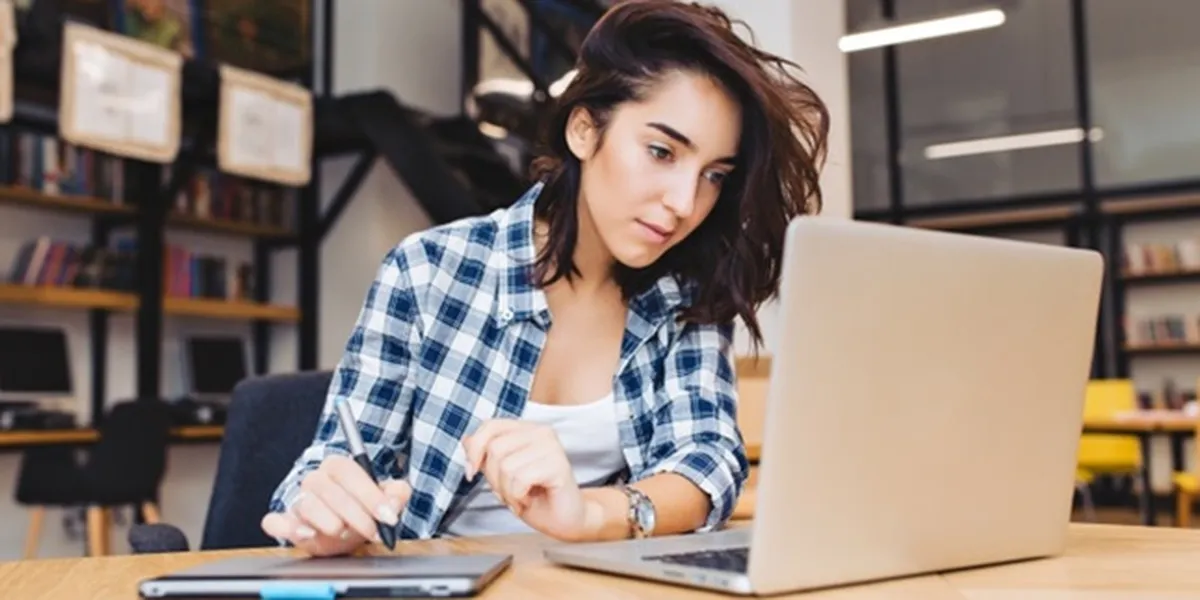 10 Penyebab Laptop Lemot dan Bikin Ngelag, Lengkap dengan Cara Mengatasinya - KapanLagi.com