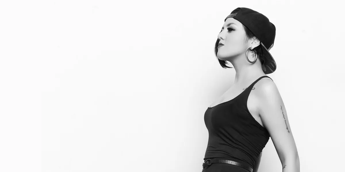 Album Debut, Cinta Ramlan Sindir Jakarta dan Kaum Wanita? - KapanLagi.com