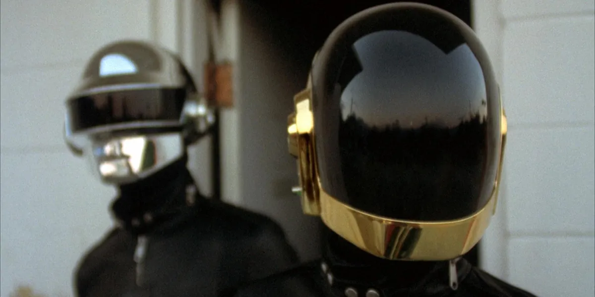 Arcade Fire Undang Daft Punk Palsu Pada Konsernya? - KapanLagi.com