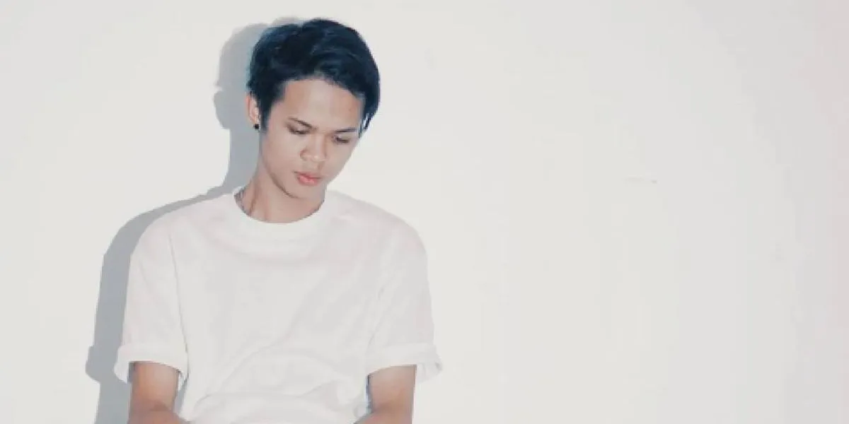 Aulia Rahman Rilis Single yang Berjudul KAMULAH YANG BISA - KapanLagi.com