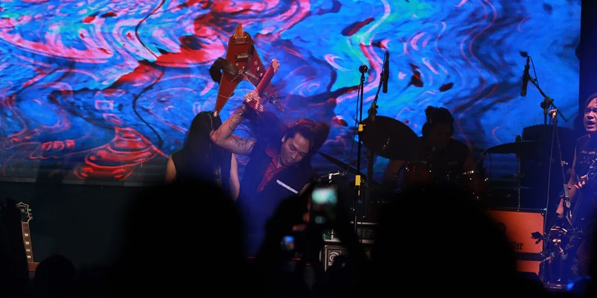 Band Koil Bakal Ganti Nama Gara-Gara Hal Gaib? - KapanLagi.com