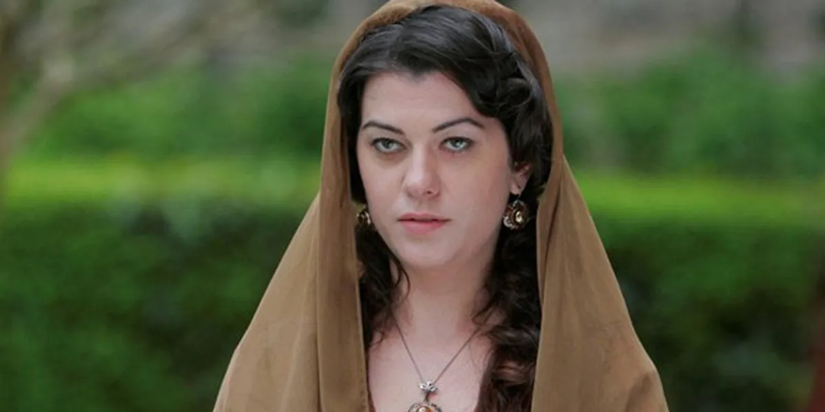 Bikin Heboh! Filiz Ahmet 'Nigar Kalfa' Ketahuan Mabuk di Jalan ...