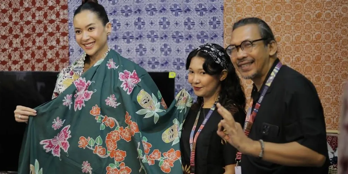 Cara Elvira Devinamira Bikin Batik Jadi Favorit Gen Z, Rela Kalap ...