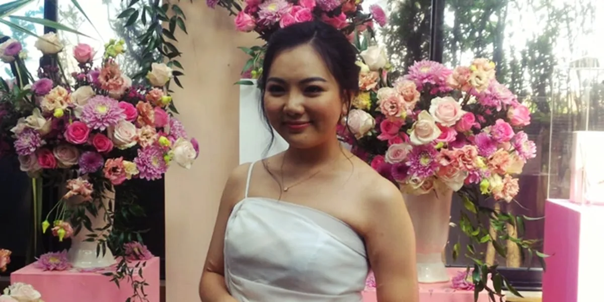 Cara Jitu Tya Magdalena Hilangkan Bekas Luka Karena Insiden Penusukan ...