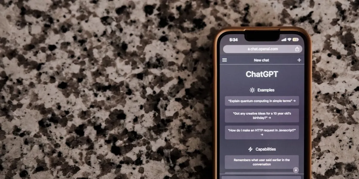 Cara Menggunakan ChatGPT di HP Secara Gratis: Panduan Lengkap untuk Pemula - KapanLagi.com