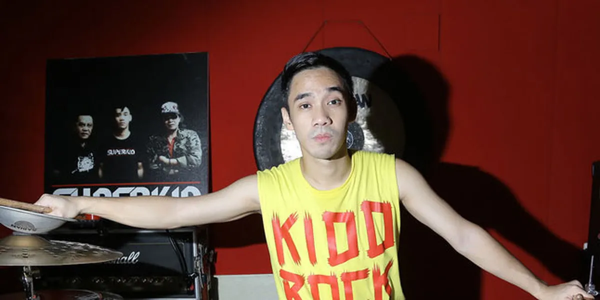 Cerita Ikmal Tobing Dari Pemain Bola Sampai Jadi Drumer Terkenal ...
