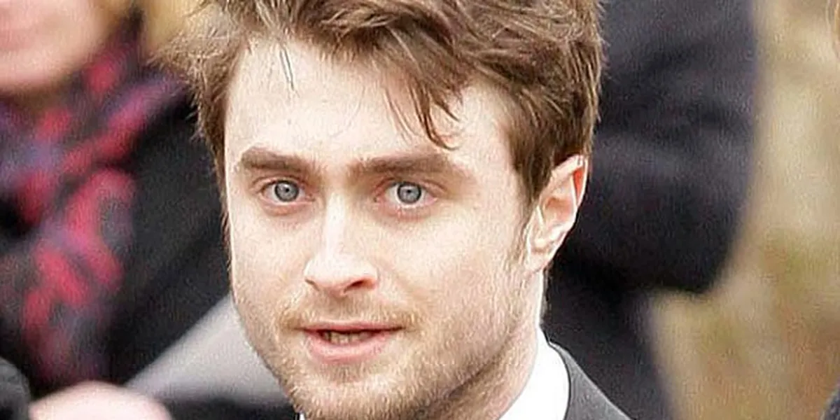 Daniel Radcliffe Menangis di Pemakaman 'Paman Vernon' - KapanLagi.com