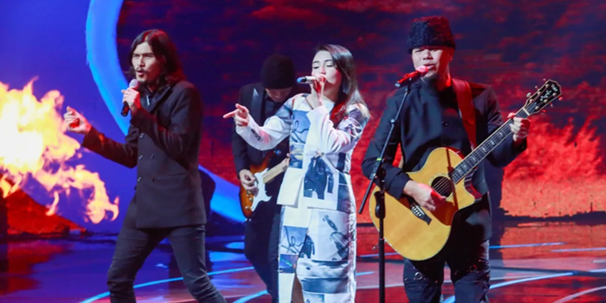 Dewa 19 Konser di Stadion Siliwangi Bandung Tanpa Once, Ahmad Dhani ...